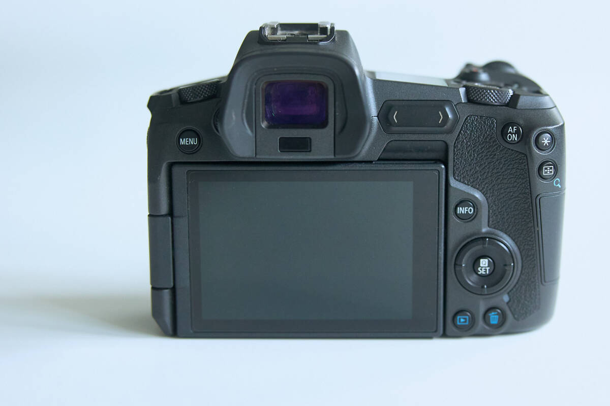 Yahoo!オークション - Canon EOSR フルサイズミラーレス一眼 比較的綺...