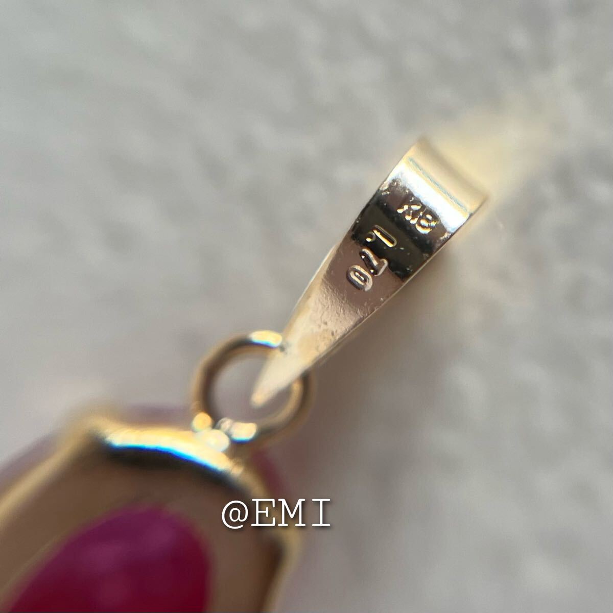 Yahoo!オークション - K18 大粒 天然石ルビー ペンダントトップ チャー...