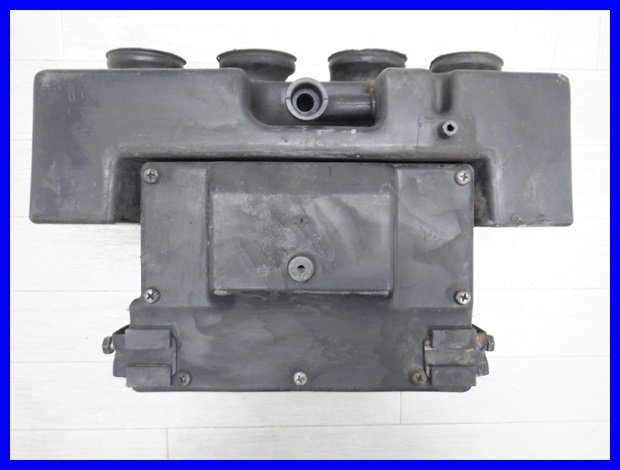 Yahoo!オークション - R147 GPZ550 ZX550A エアクリーナーボックス 10...