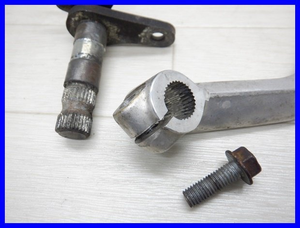 Yahoo!オークション - M608 GPZ550 ZX550A リアブレーキペダル 60