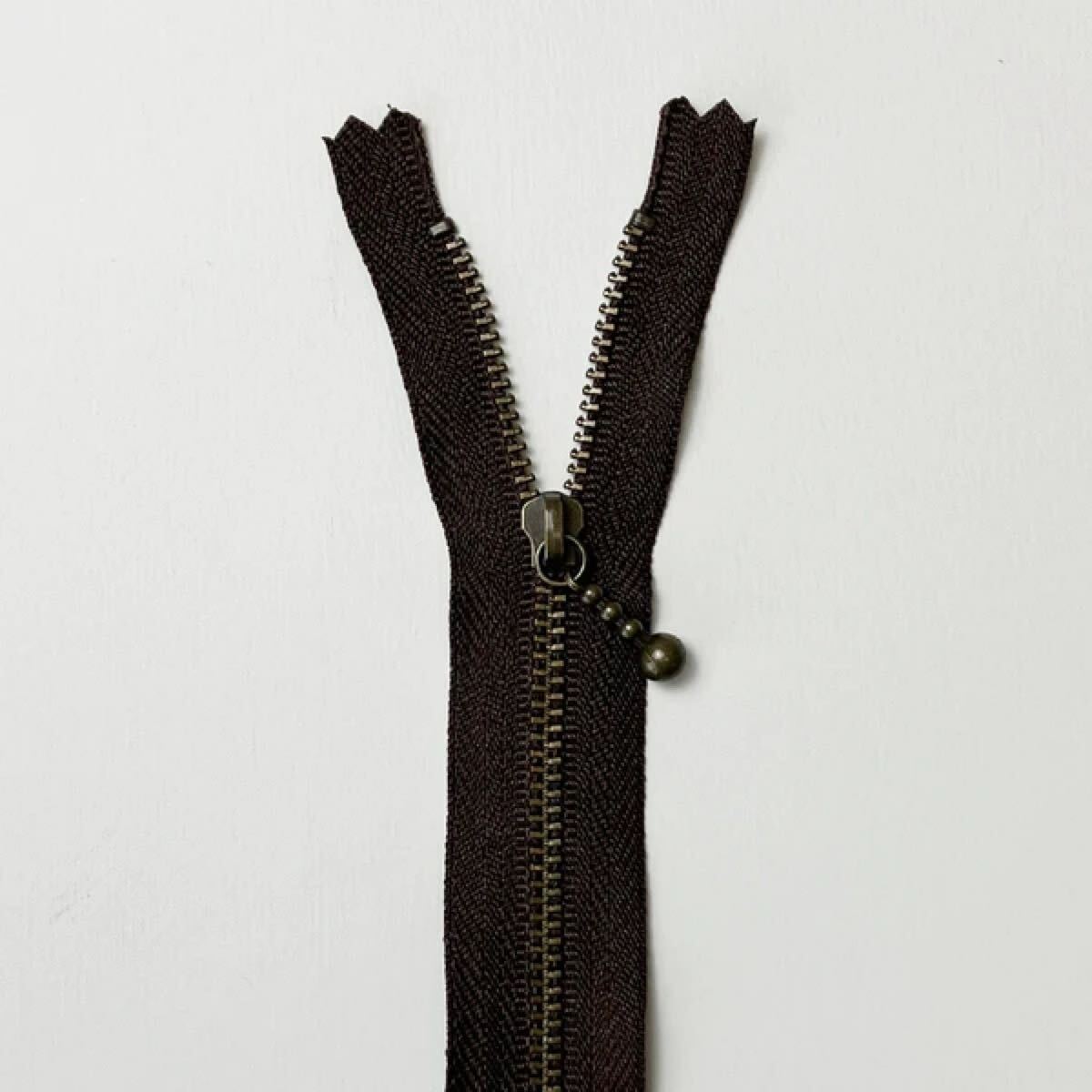 Yahoo!オークション - YKK 10cm 金属ファスナー 玉ファスナー 焦げ茶 ...