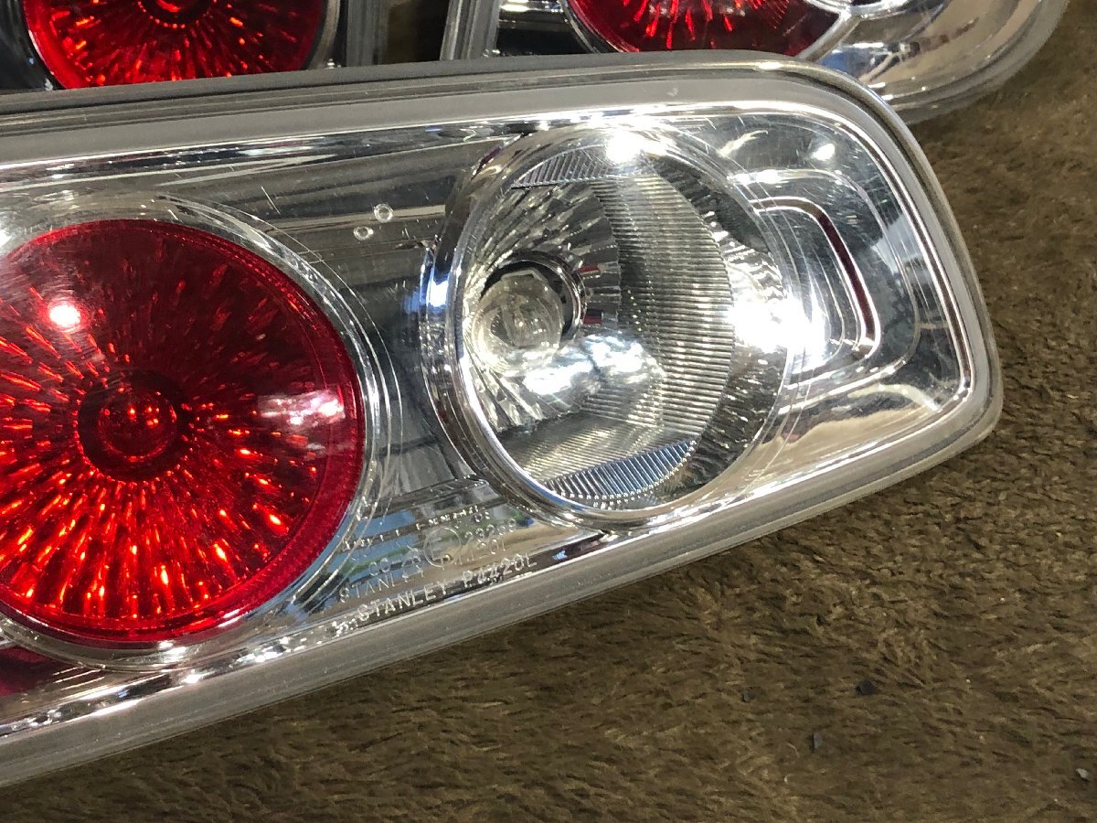 Yahoo!オークション - DY3W/DY3R/DY5W/DY5R デミオ 後期 左右テールラ...