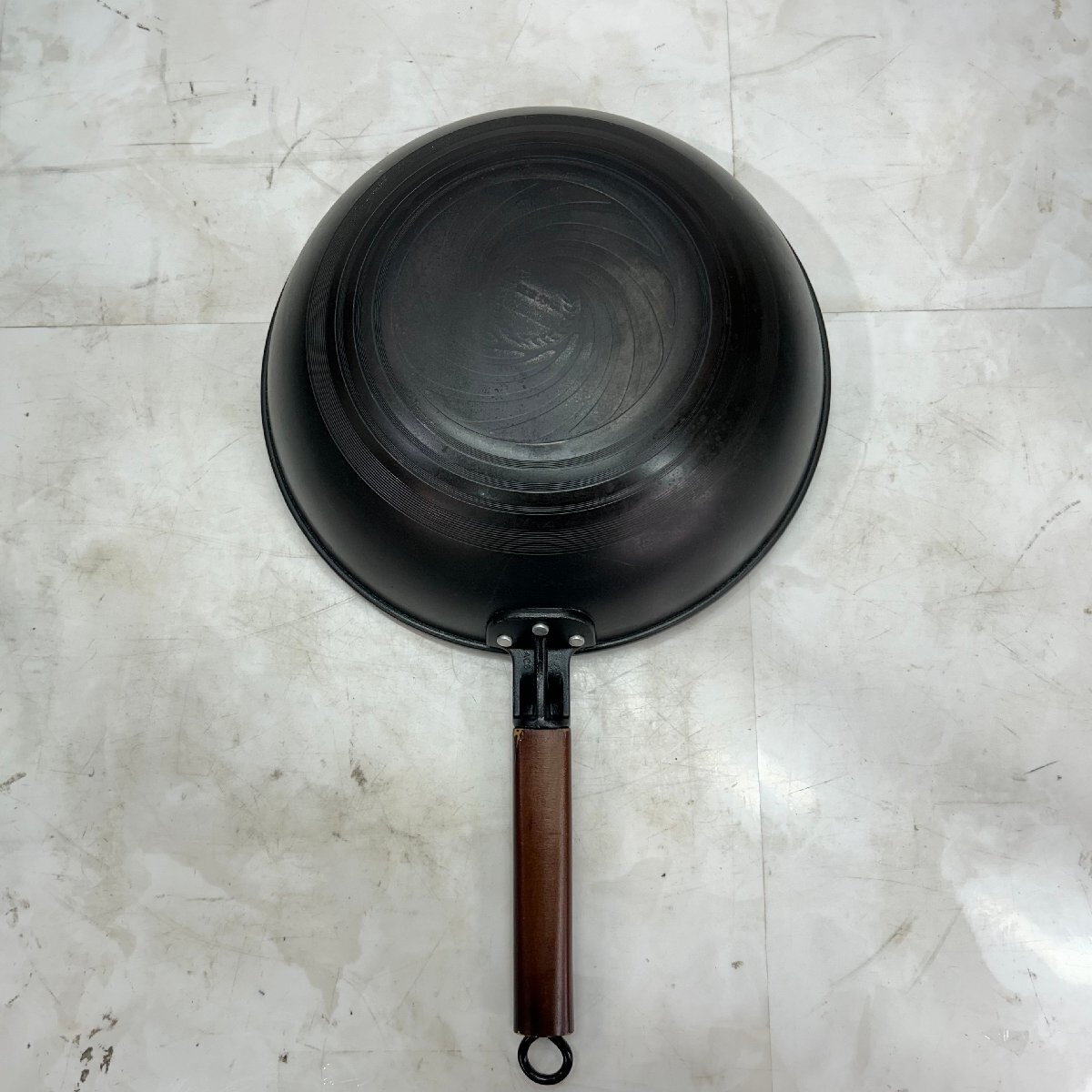 Yahoo!オークション - &OG& 中華鍋 鉄板 フライパン 蓋付き 33cm 料理 ...