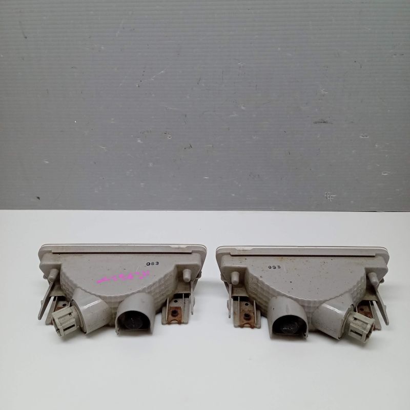 Yahoo!オークション - DNT31／NT31 エクストレイル 純正 左右...