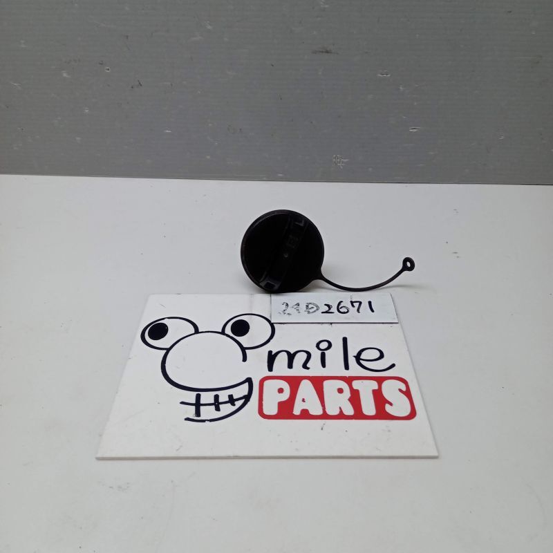 Yahoo!オークション - C11／NC11 ティーダ 純正 フューエルキャ...