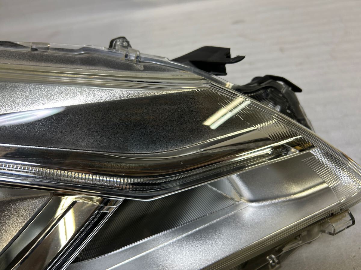 Yahoo!オークション - 10381 ヴィッツ 130 後期 右ヘッドライト LED KO...