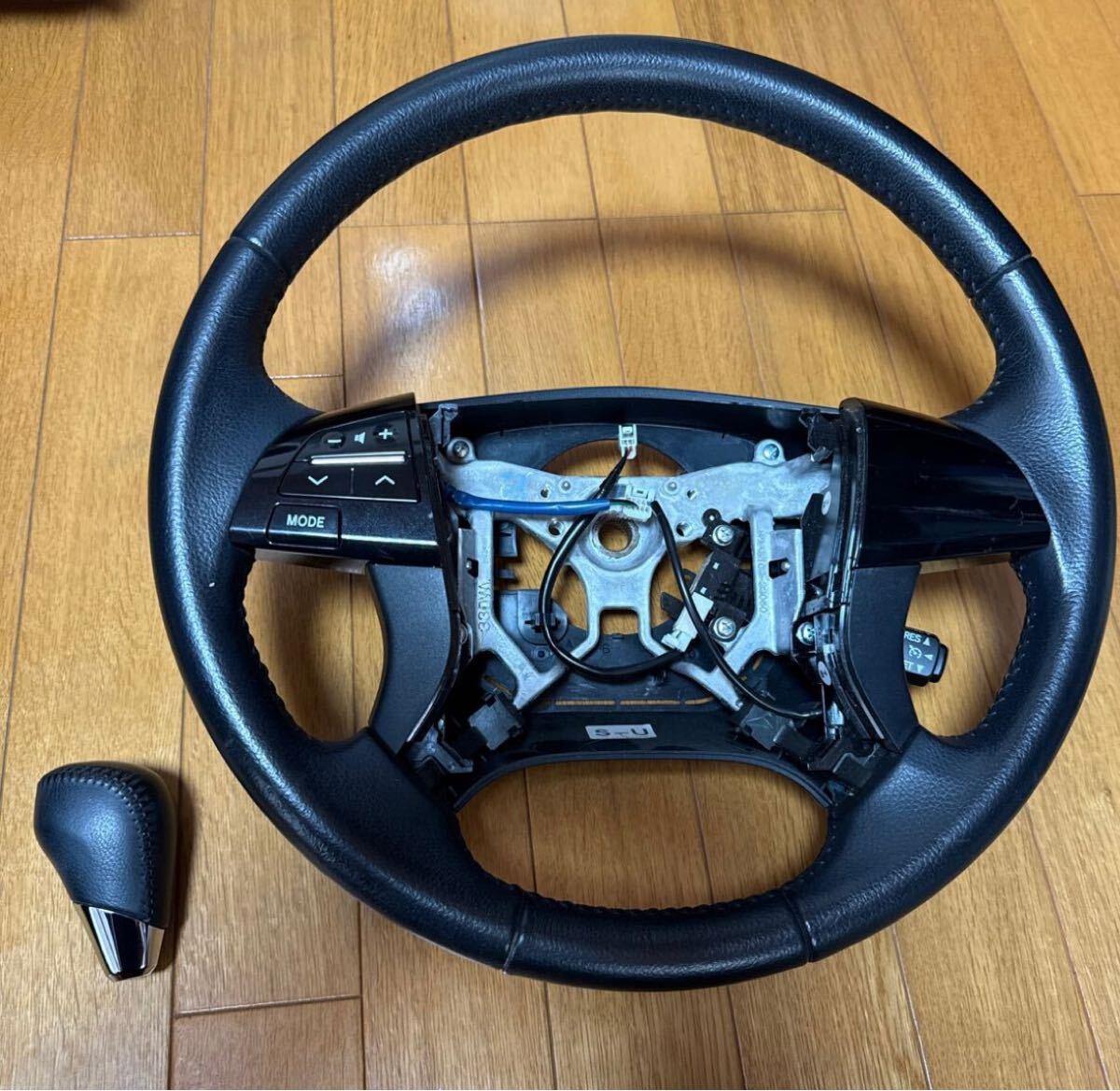 エスティマ 純正ステアリング シフトノブ ステアリングスイッチ(ステアリング、ハンドル本体)｜売買されたオークション情報、yahooの商品情報をアーカイブ公開 - オークファン（aucfan.com）