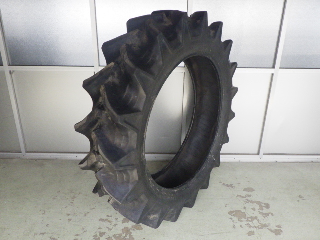 Yahoo!オークション - 13.6-38 6PR ブリヂストン Farm Service Lug Spe...