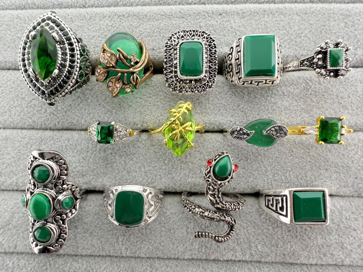 Yahoo!オークション - B156 エメラルドカラー 天然石 色ガラス 色石な...