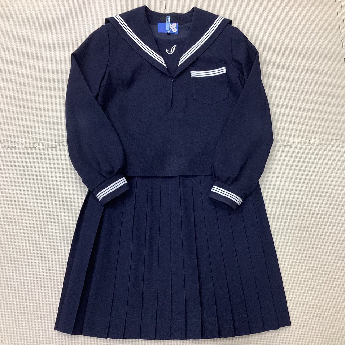 Yahoo!オークション - I920/(中古)兵庫県 稲美中学校 女子制服2点 /旧...