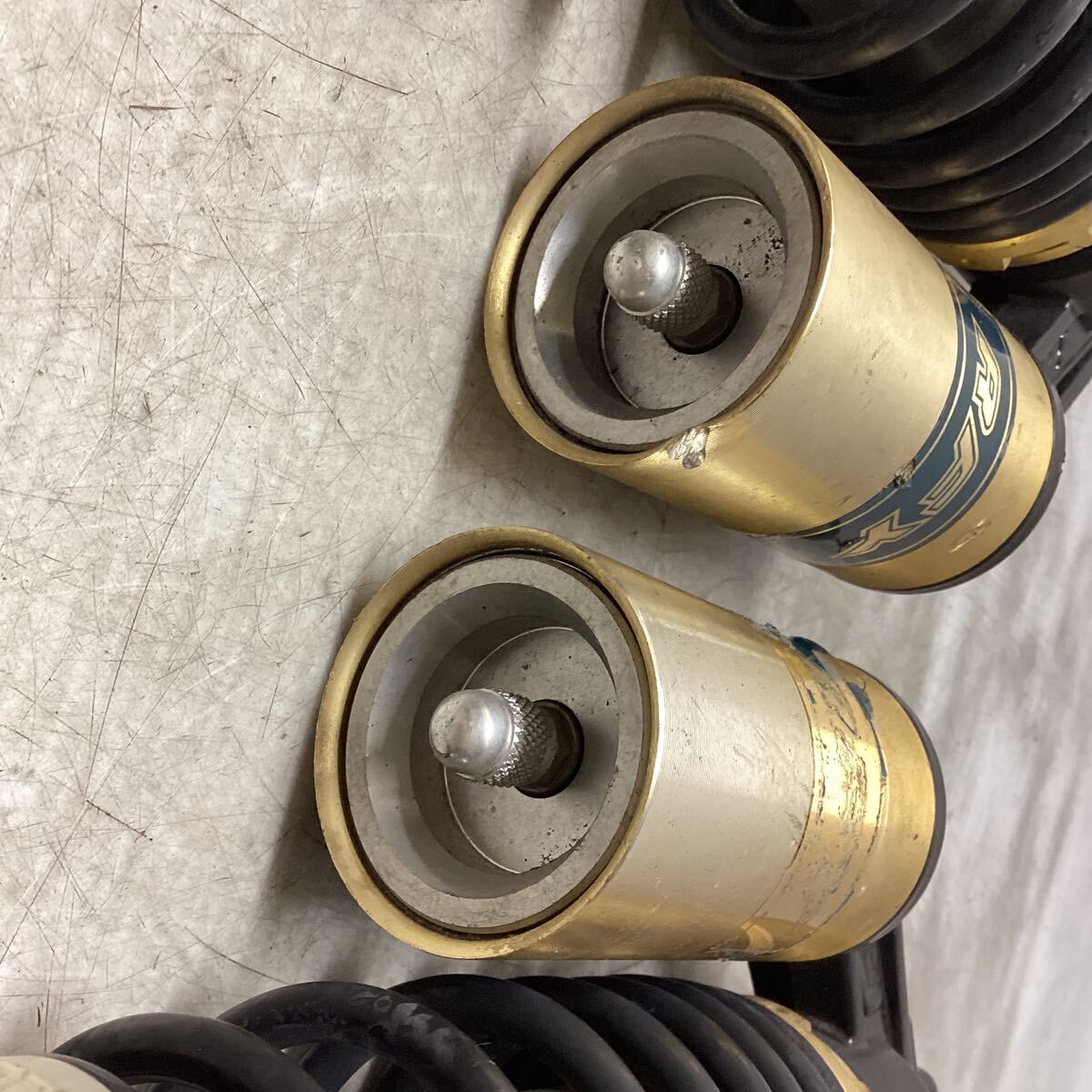 Yahoo!オークション - A09-4 ホンダ PCX125 JF28 リアショック 社外品 ...