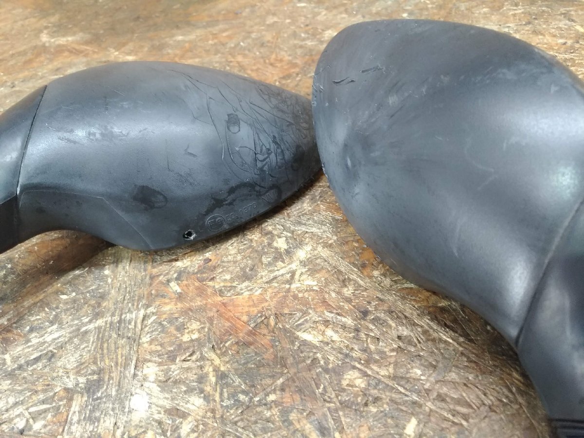 Yahoo!オークション - [Y11] トリシティ125 純正バックミラー左右