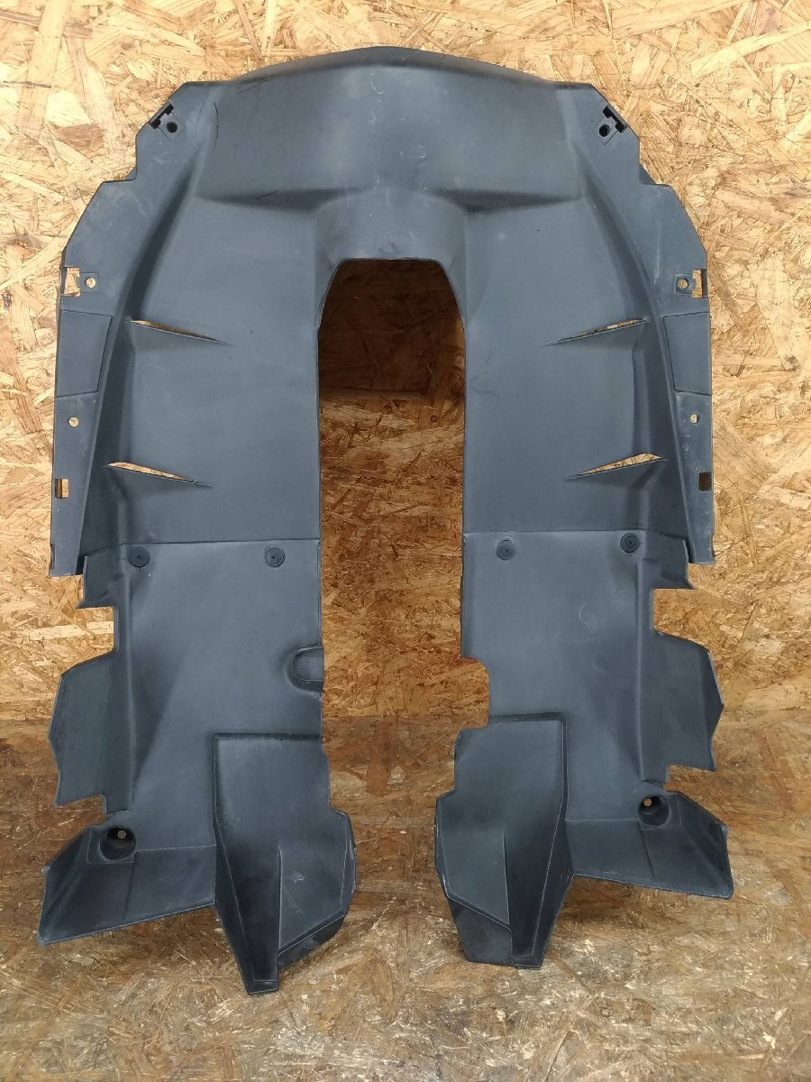 Yahoo!オークション - [Y11] トリシティ125 純正パネル インナ 2CM-F83...