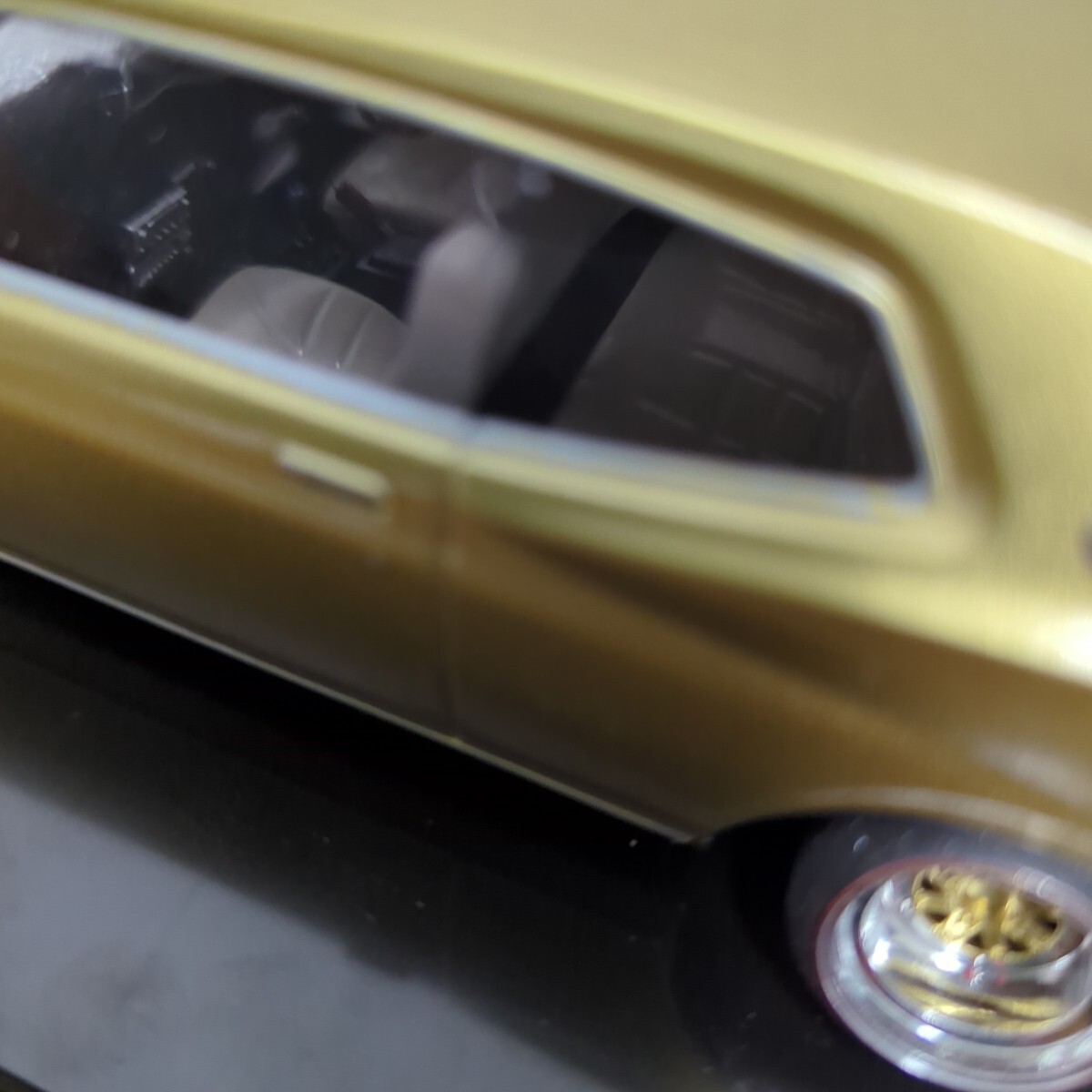 Yahoo!オークション - 1/24 アオシマ 日産ローレルSGX 130 ブタケツ 完...