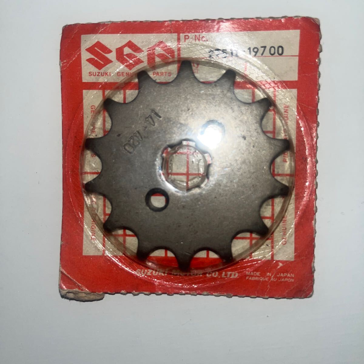 Yahoo!オークション - スズキ50 フロントスプロケット14T-420（エポ マ...