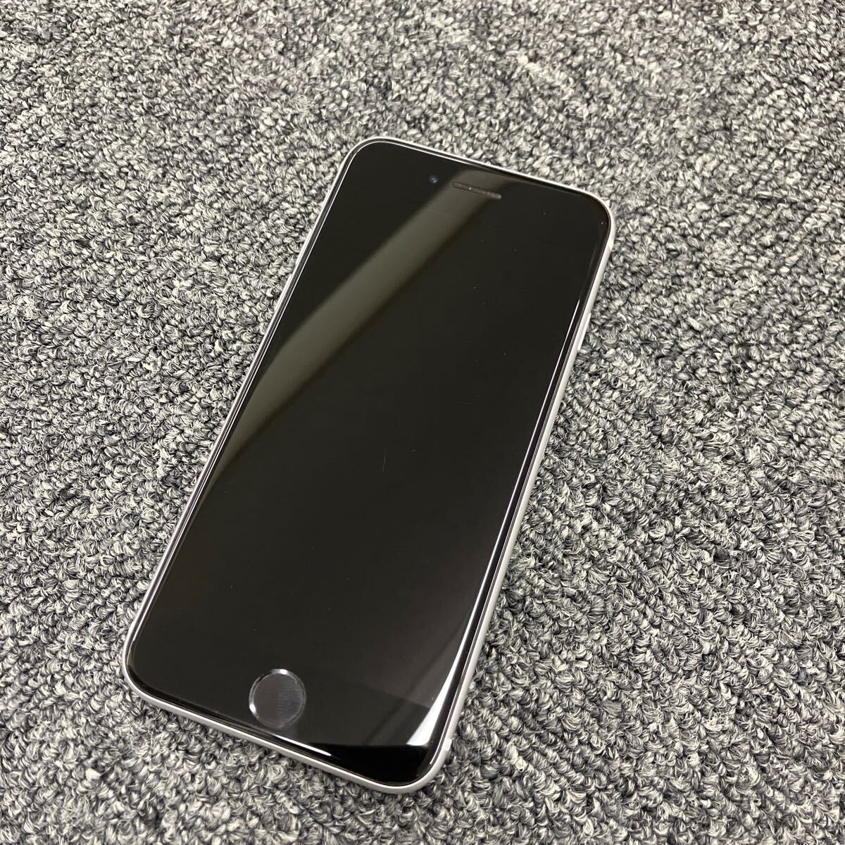 Yahoo!オークション - iPhone SE 2 128GB A168