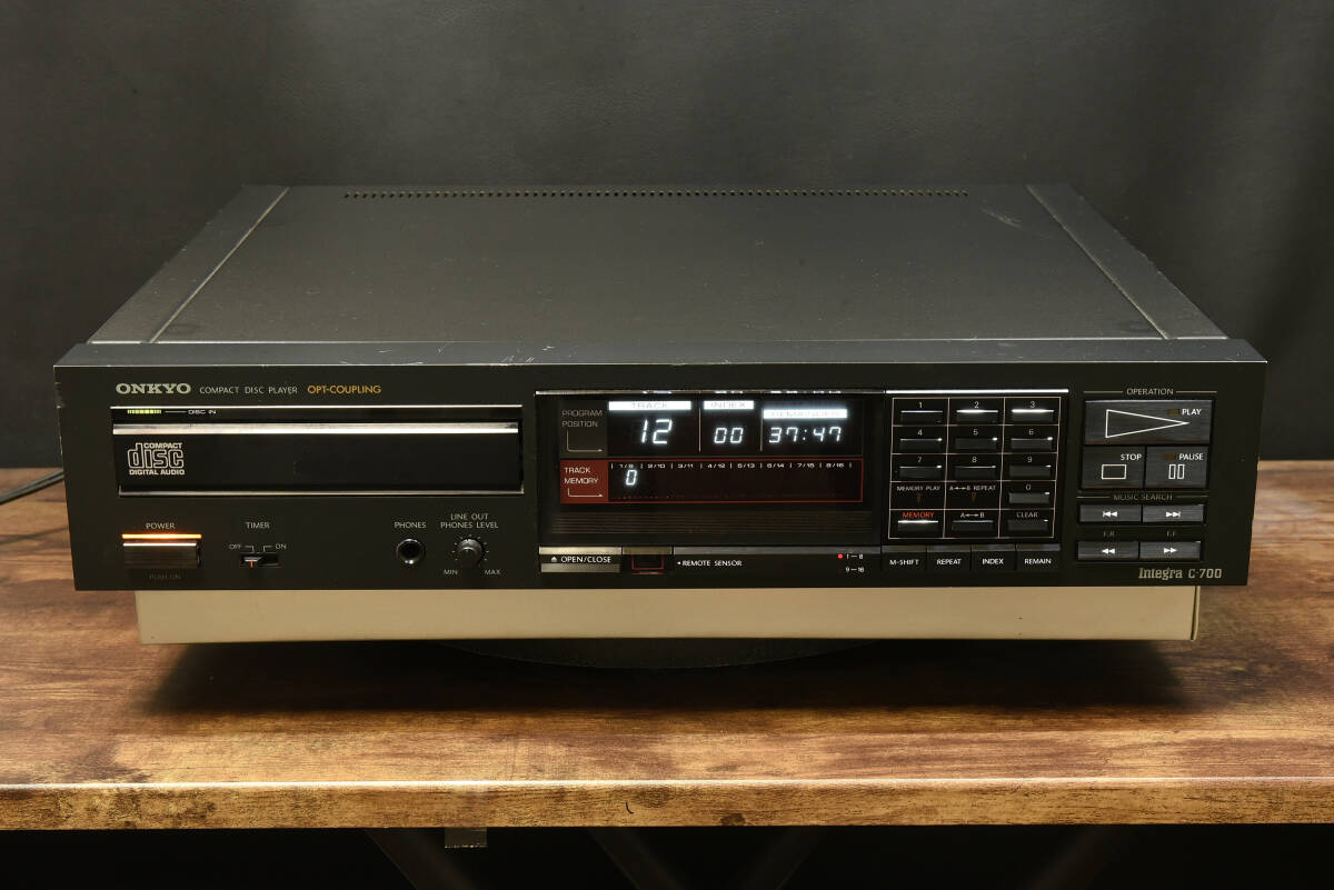 Yahoo!オークション - ONKYO 名機 C-700 CDプレーヤー と 純正リモコ...