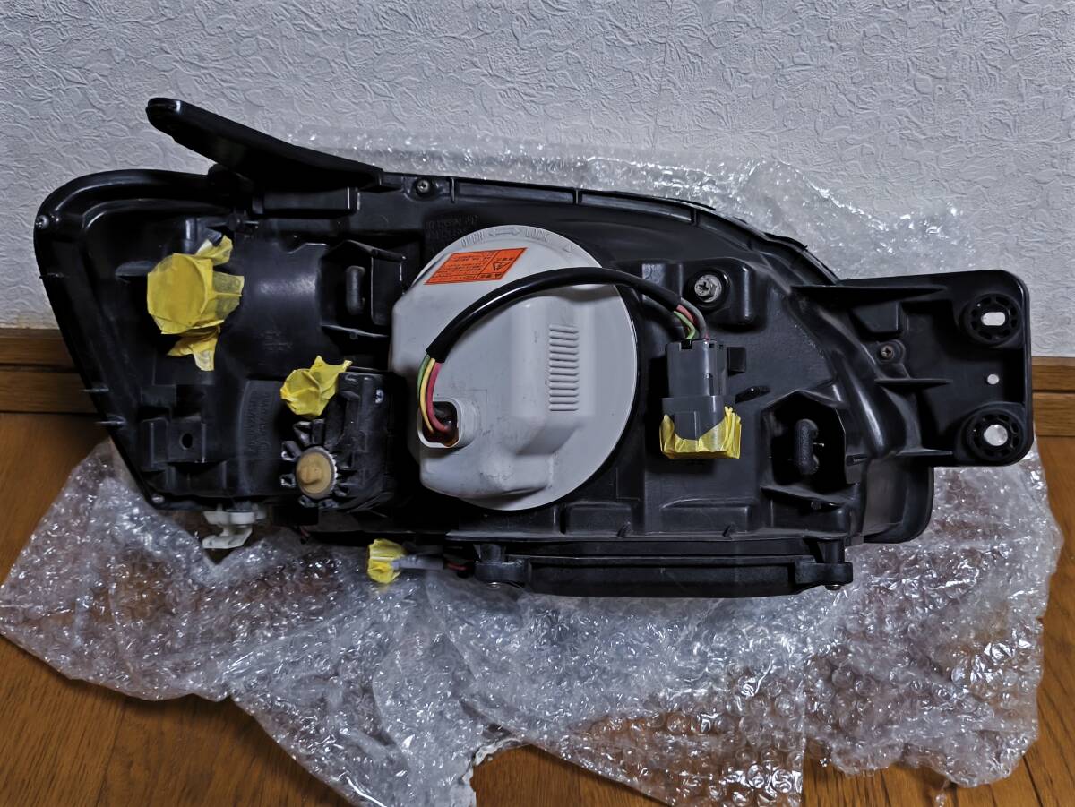 Yahoo!オークション - ヘッドライト スバル 純正 レガシィ LEGACY B4 ...