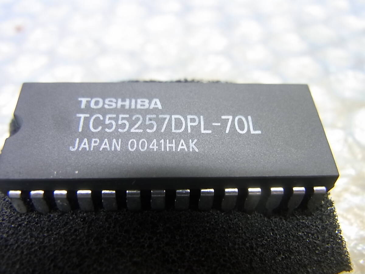 Yahoo!オークション - IC 集積回路 メモリ S-RAM TC55257DPL-70L 28