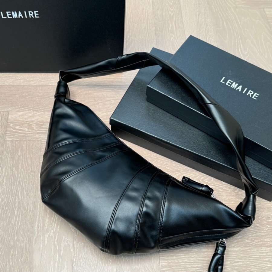 Yahoo!オークション - 美品 LEMAIRE (ルメール) クロワッサンバッグ L...