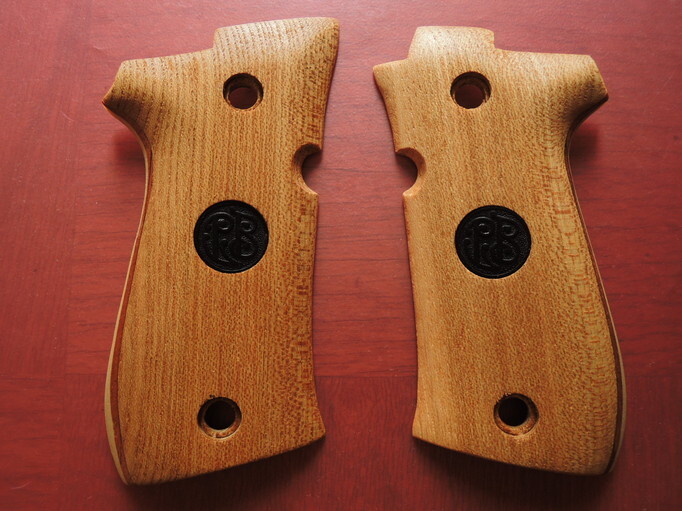 Yahoo!オークション - WA ベレッタ M84F用 木製グリップ 自作 EN0...