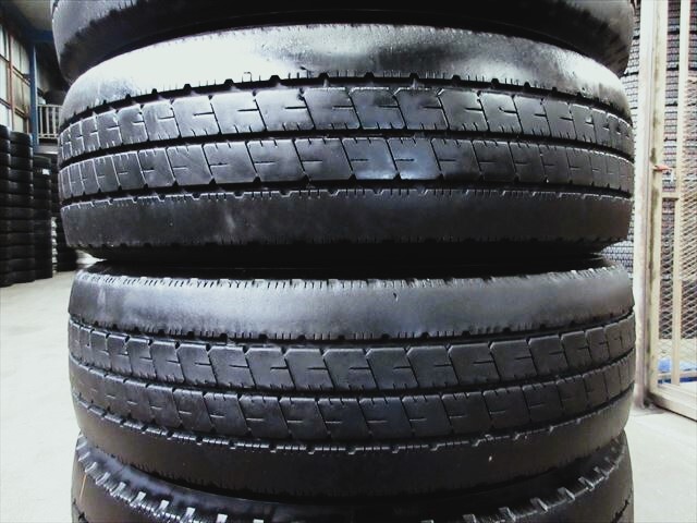 Yahoo!オークション - 送料無料 215/70R17.5 118/116L BS DURAVIS R207...