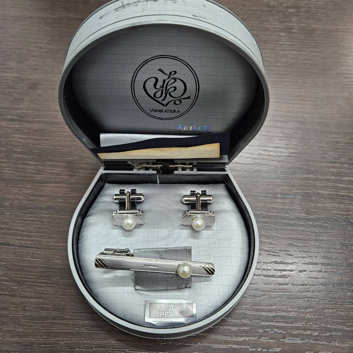 Yahoo!オークション - ＃8266 美品 カフス タイピンセット 桂由美 YUMI...