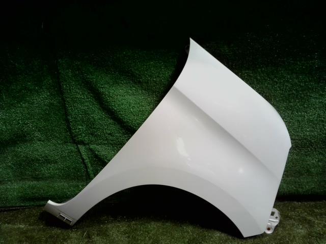 Yahoo!オークション - スペーシア DBA-MK32S 右フロントフェンダーパネ...