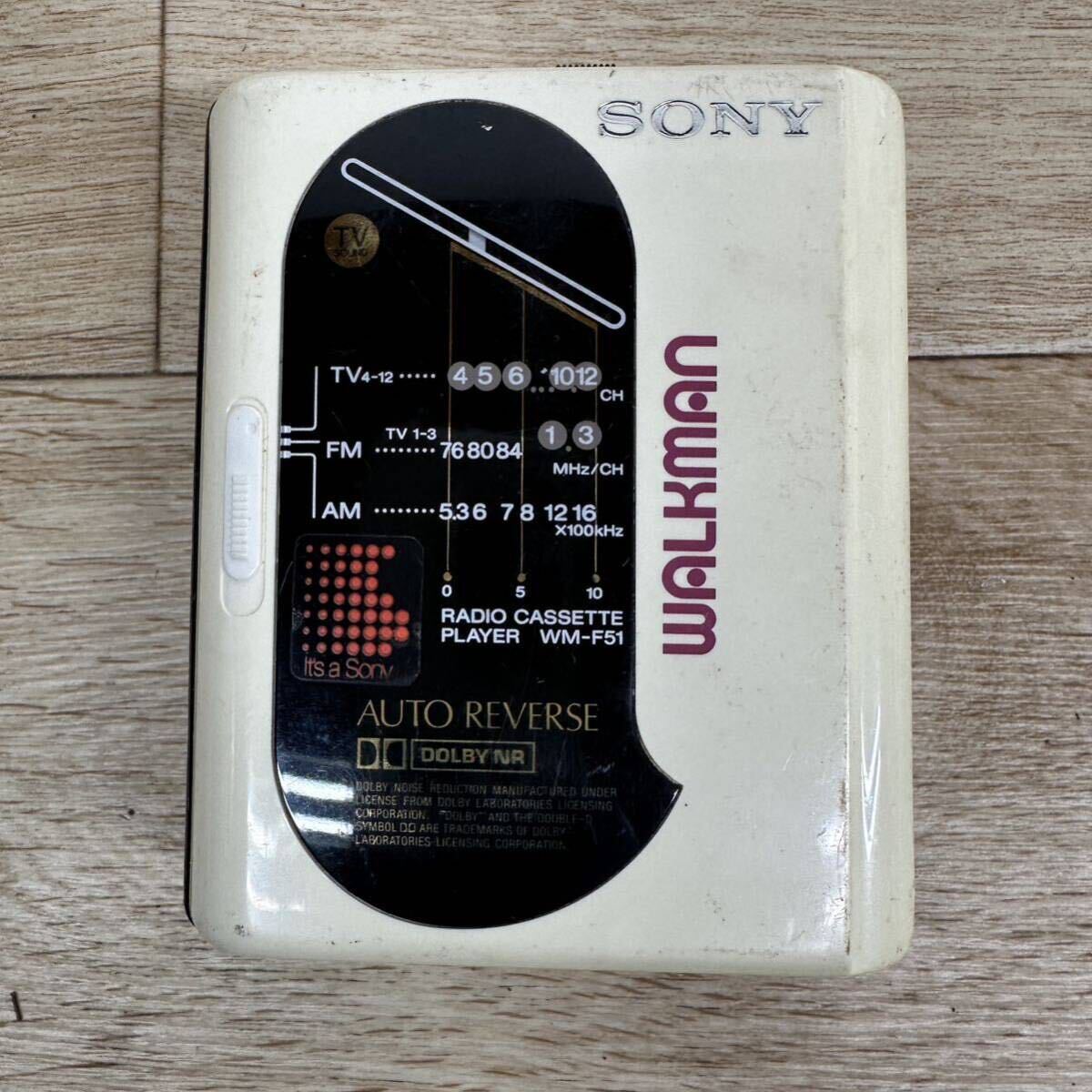 Yahoo!オークション - ウォークマン WALKMAN SONY WM-F51 FM/AMラジオ ...
