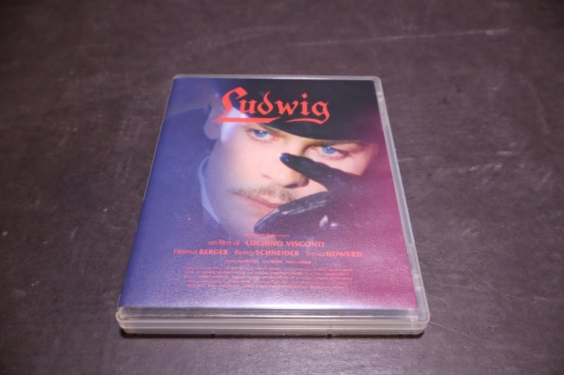 Yahoo!オークション - P871【現状品】Blu-ray ブルーレイ ルートヴィヒ...