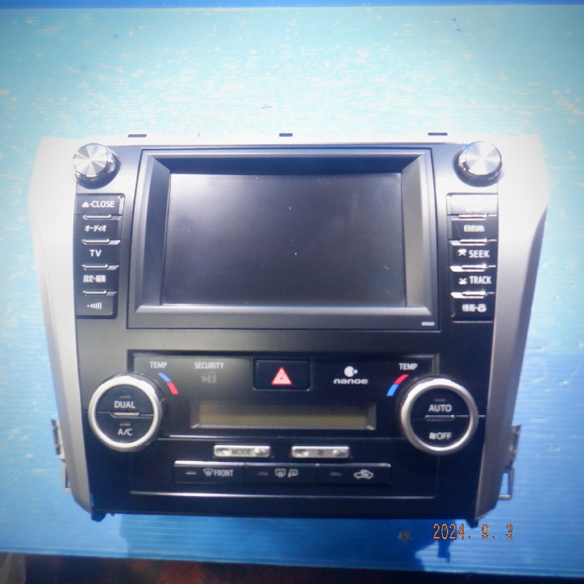 Yahoo!オークション - カムリ/Gパッケージ DAA-AVV50 純正 ナビ ... 32...