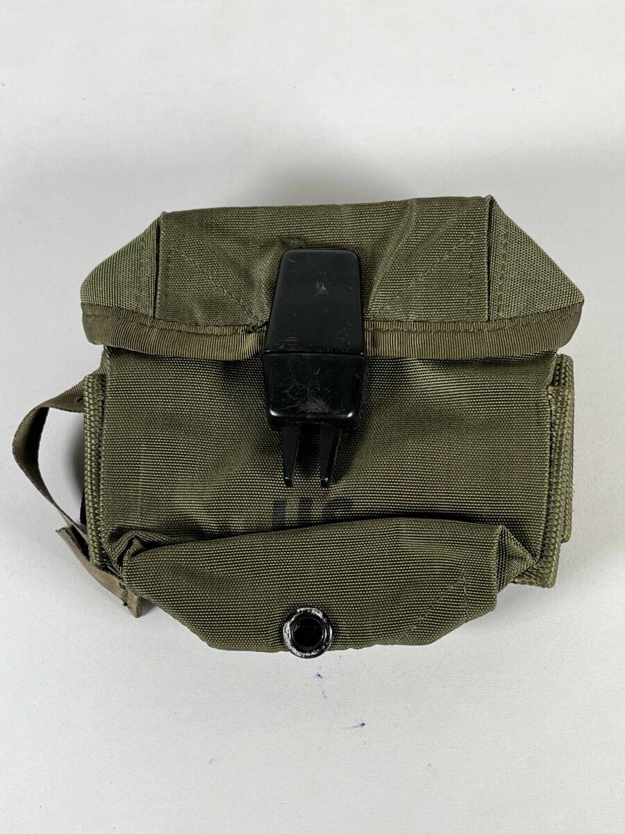 Yahoo!オークション - 実物 1968年製 M1967 M16 20連 マガジン用 ナイ...