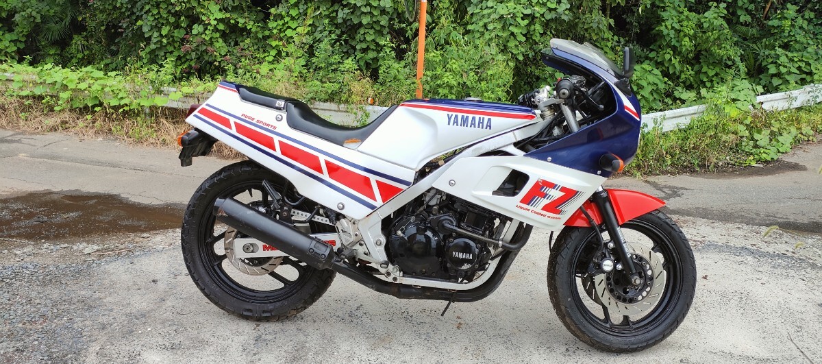 Yahoo!オークション - ヤマハFZ400/46X部品取り. YAMAHA FZ400