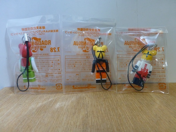 Yahoo!オークション - 限定版NARUTOベアブリックストラップ ナルト 他 ...