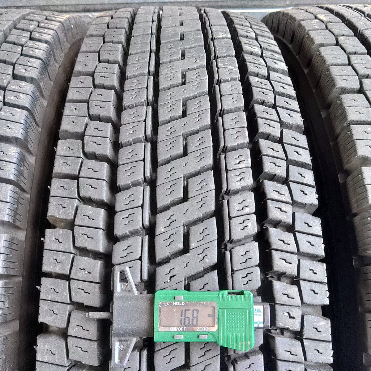 Yahoo!オークション - 6本価格 上パT9526 9R19.5 14PR YOKOHAMA SY797 ...