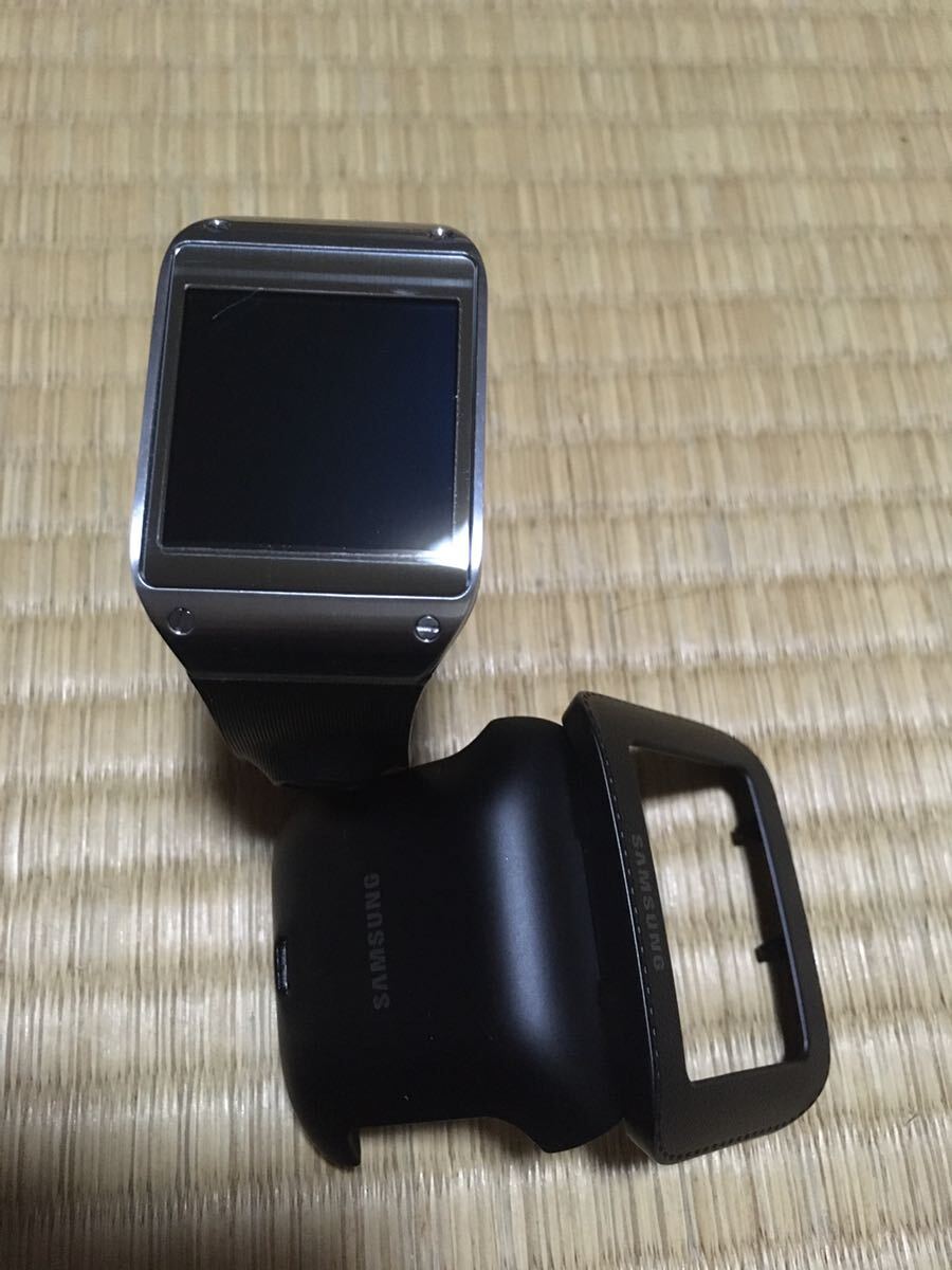 Yahoo!オークション - Gear SM-V700スマートウォッチ