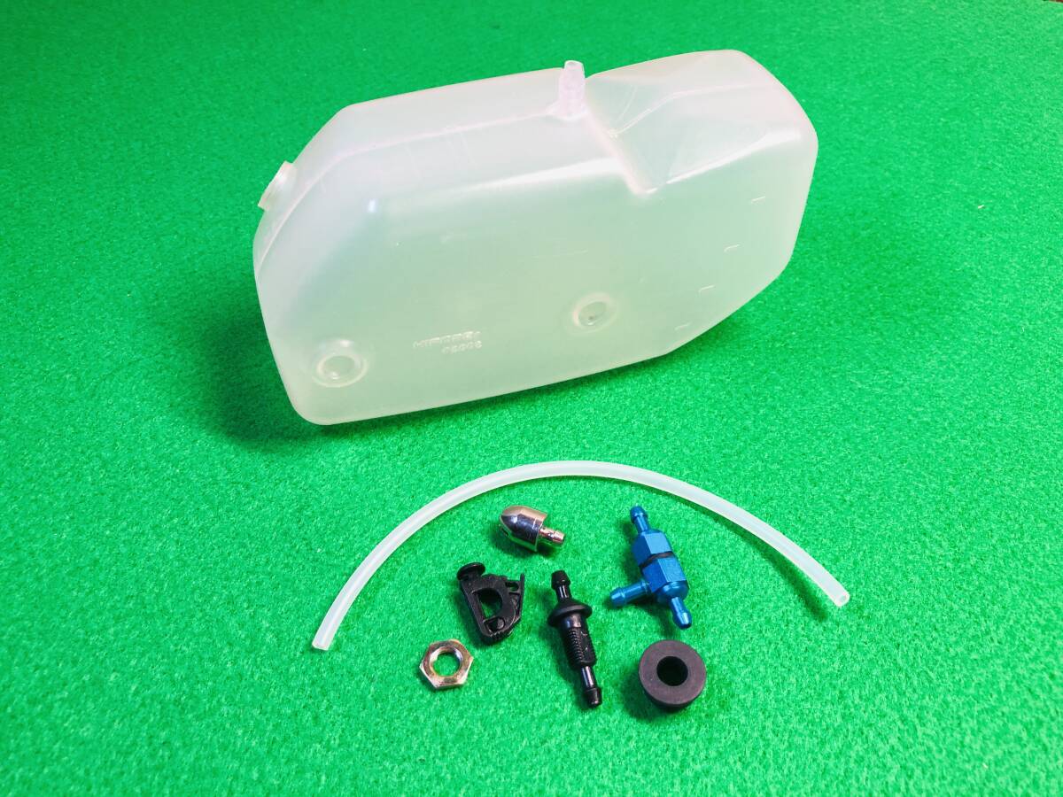 M4 ヒロボー HIROBO パーツ 0412-201 SD 燃料タンク 480cc 定形外 同梱可(パーツ)｜売買されたオークション情報、yahooの商品情報をアーカイブ公開 ...