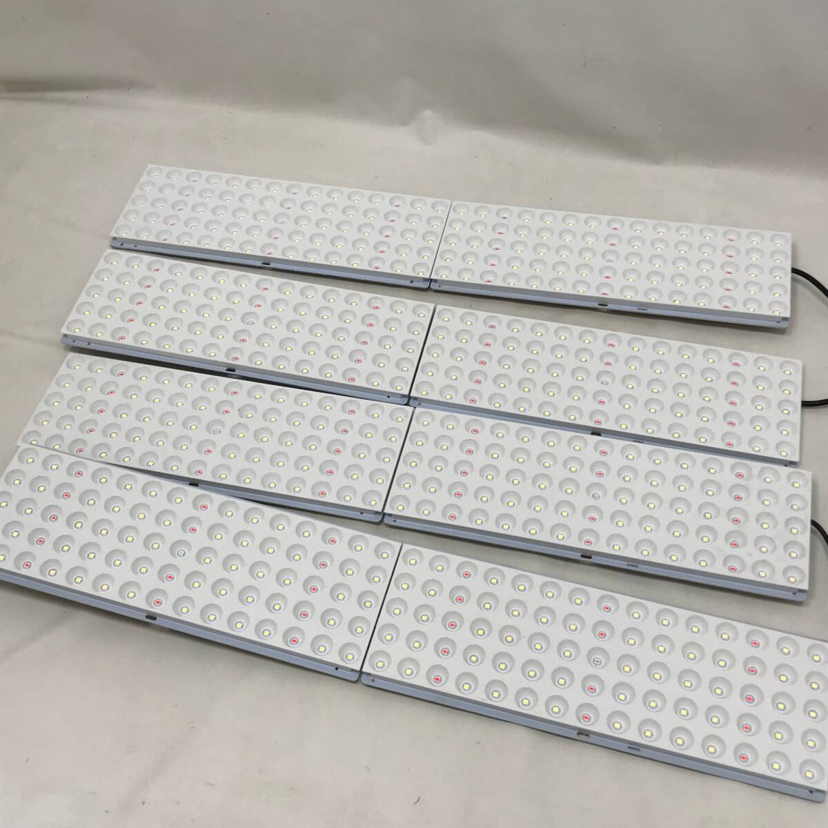 Yahoo!オークション - ‡0672 育成ライト LED 4点 まとめ 室内栽培 苗...