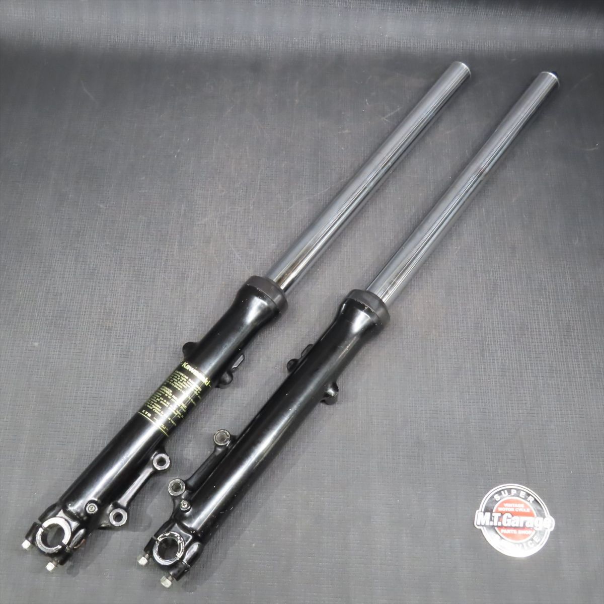 カワサキ Z1000J KZT00J フロントフォーク左右set 140 Z1000J-C-005(フロント)｜売買されたオークション情報、yahooの商品情報をアーカイブ公開 ...