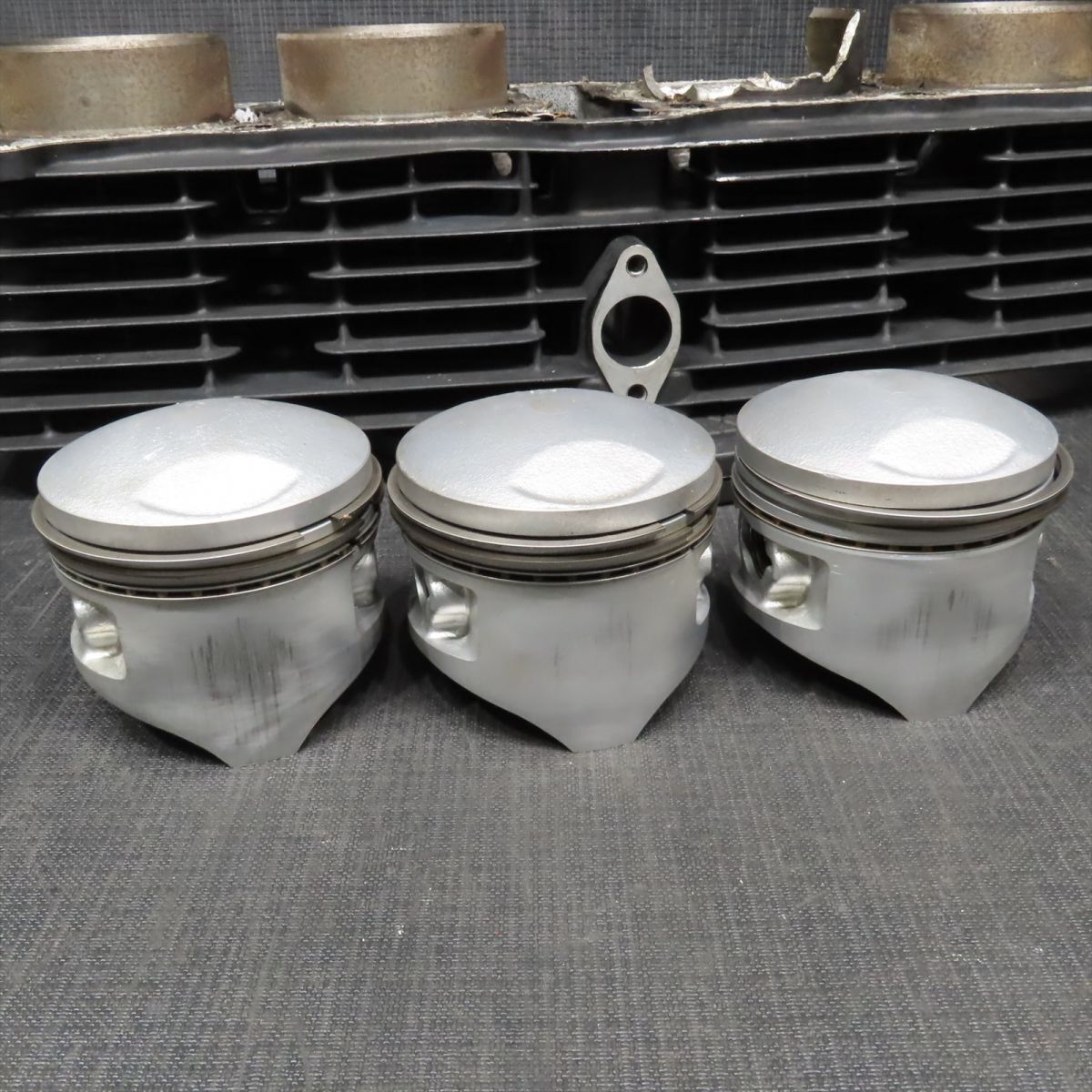 Yahoo!オークション - カワサキ Z1000R KZT00R シリンダー&ピストン ジ...