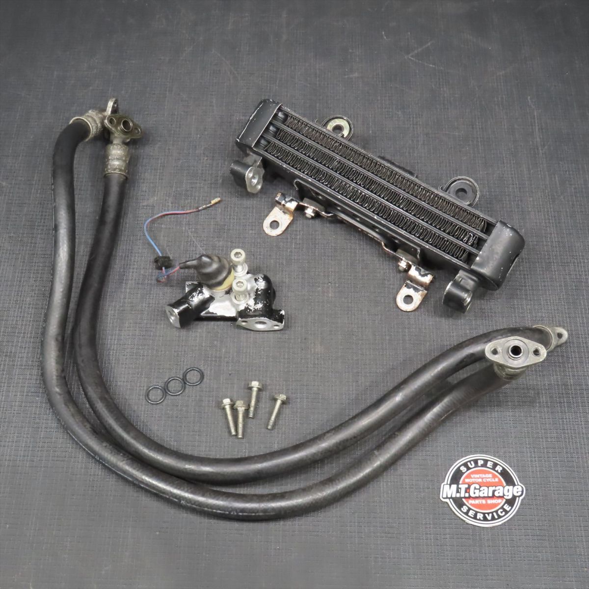 カワサキ Z1000R KZT00R 純正 オイルクーラー 080 Z1000J-C-039(冷却装置)｜売買されたオークション情報、yahooの商品情報をアーカイブ公開 - オークファン ...