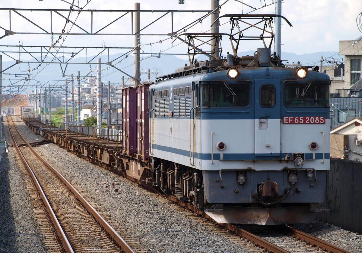 Yahoo!オークション - 【写真1枚】 EF65 2085 貨物列車 城北公園通 KG...
