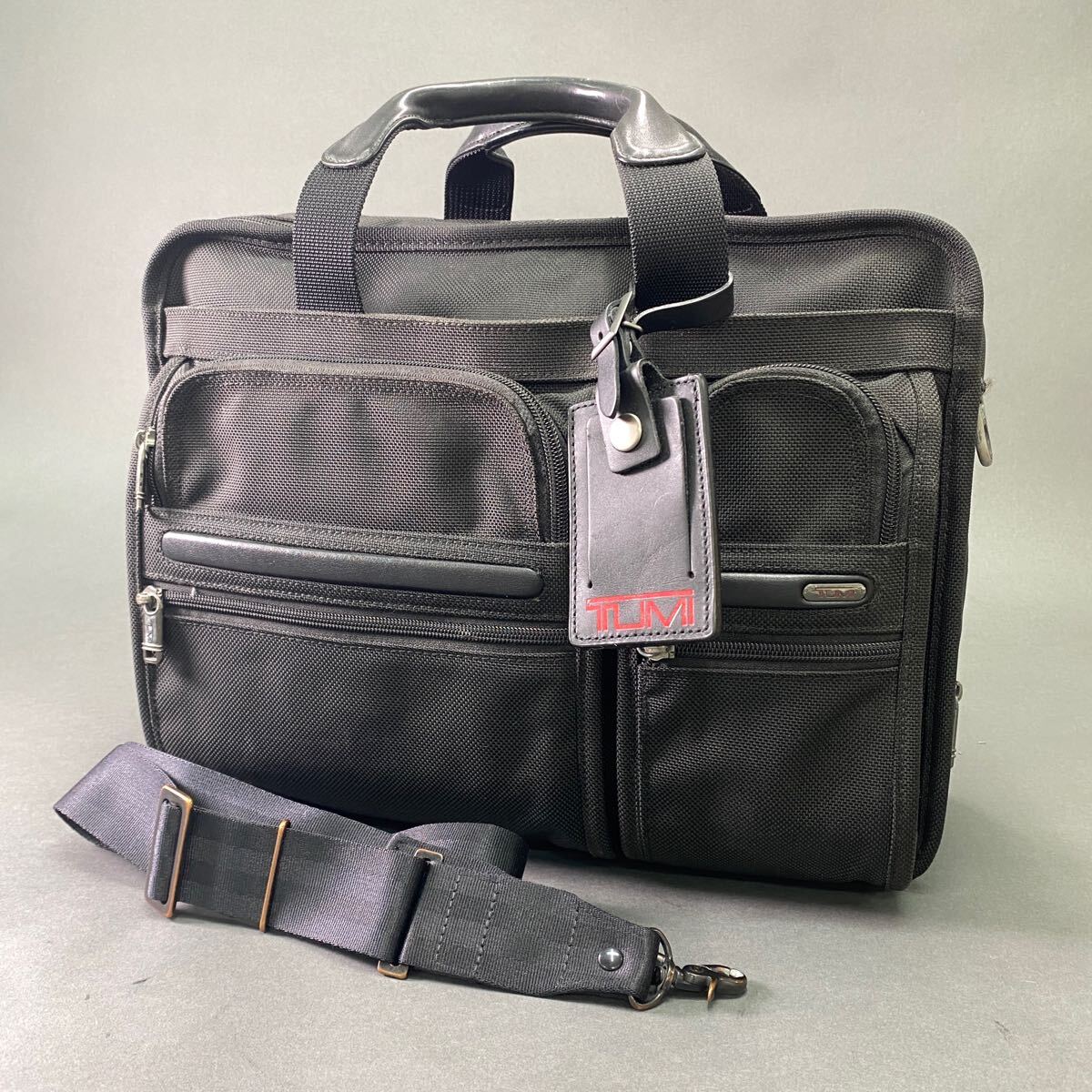 Yahoo!オークション - j22-3 TUMI トゥミ 26141D4 アルファ エクスペ...