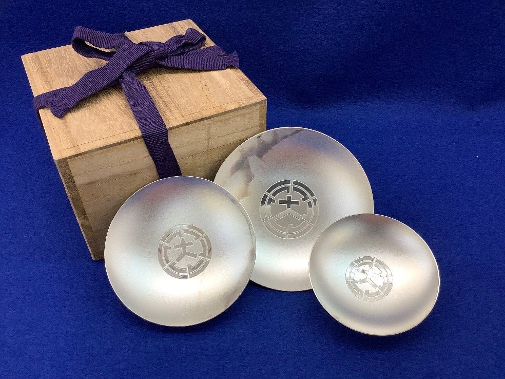 Yahoo!オークション - 酒器/純銀製/総重量約188g 箱フタ裏寄贈名有 中...