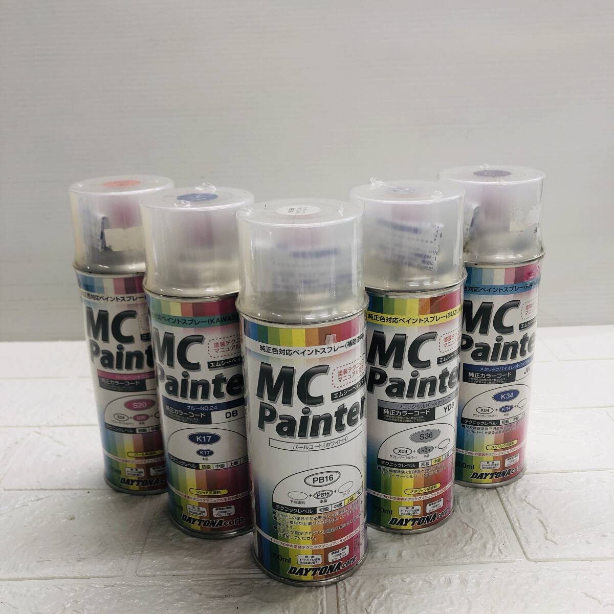 Yahoo!オークション - 【在庫処分価格】Daytona デイトナ バイク用 缶...