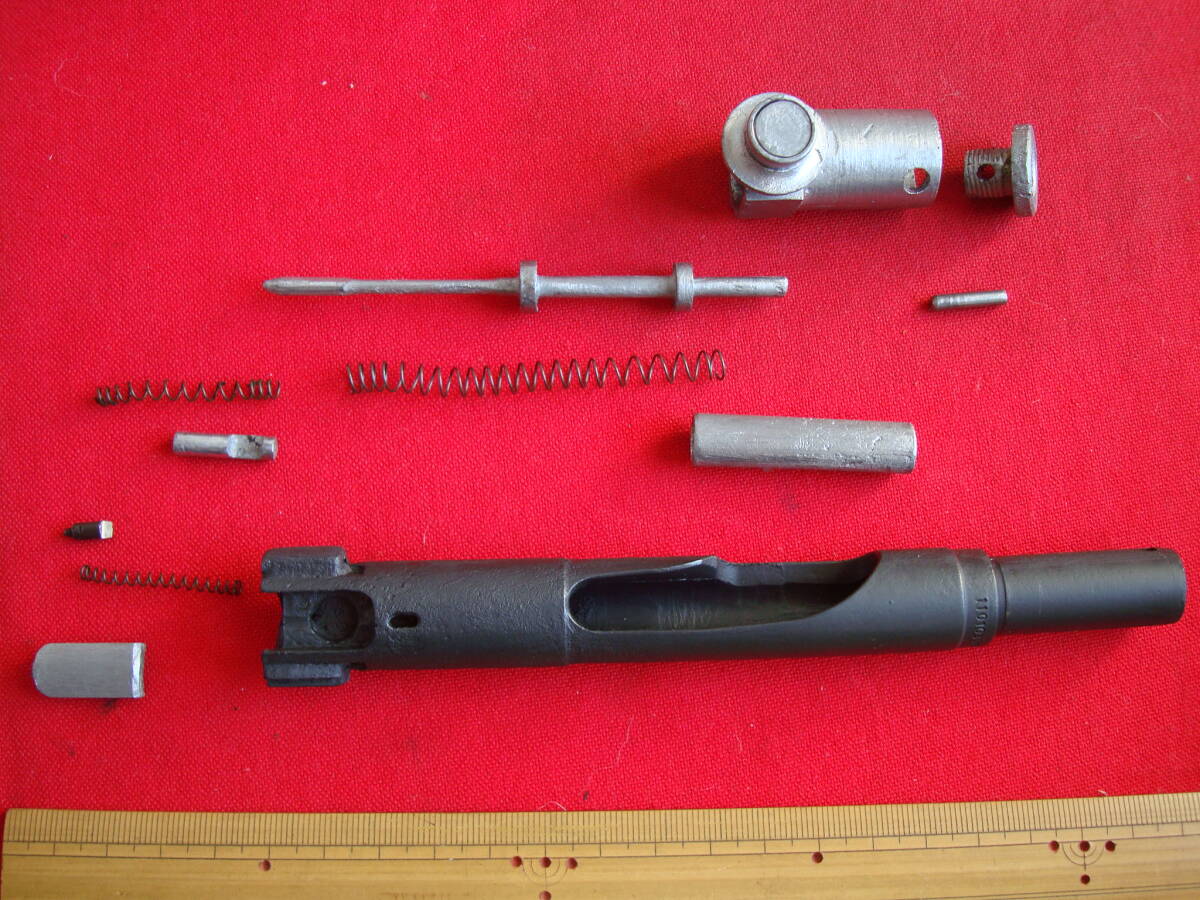 Yahoo!オークション - OA4．US M60ボルト模型プラキャスト製と...