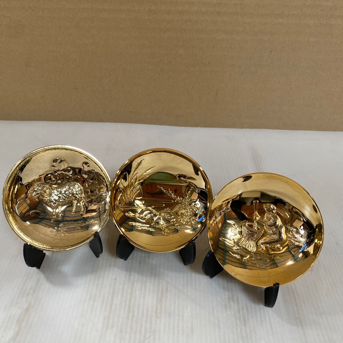 Yahoo!オークション - 金杯 24Kgp 3つセット 動物 兎 羊 猪 縁起物 美...