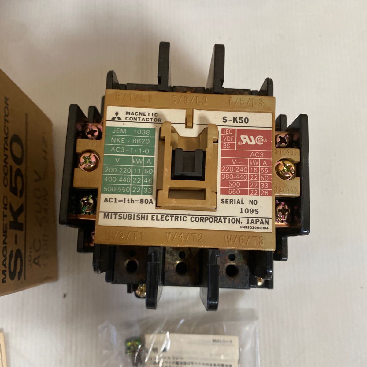 Yahoo!オークション - 三菱 S-K50 AC200V 電磁接触器 低圧配電制御機器...