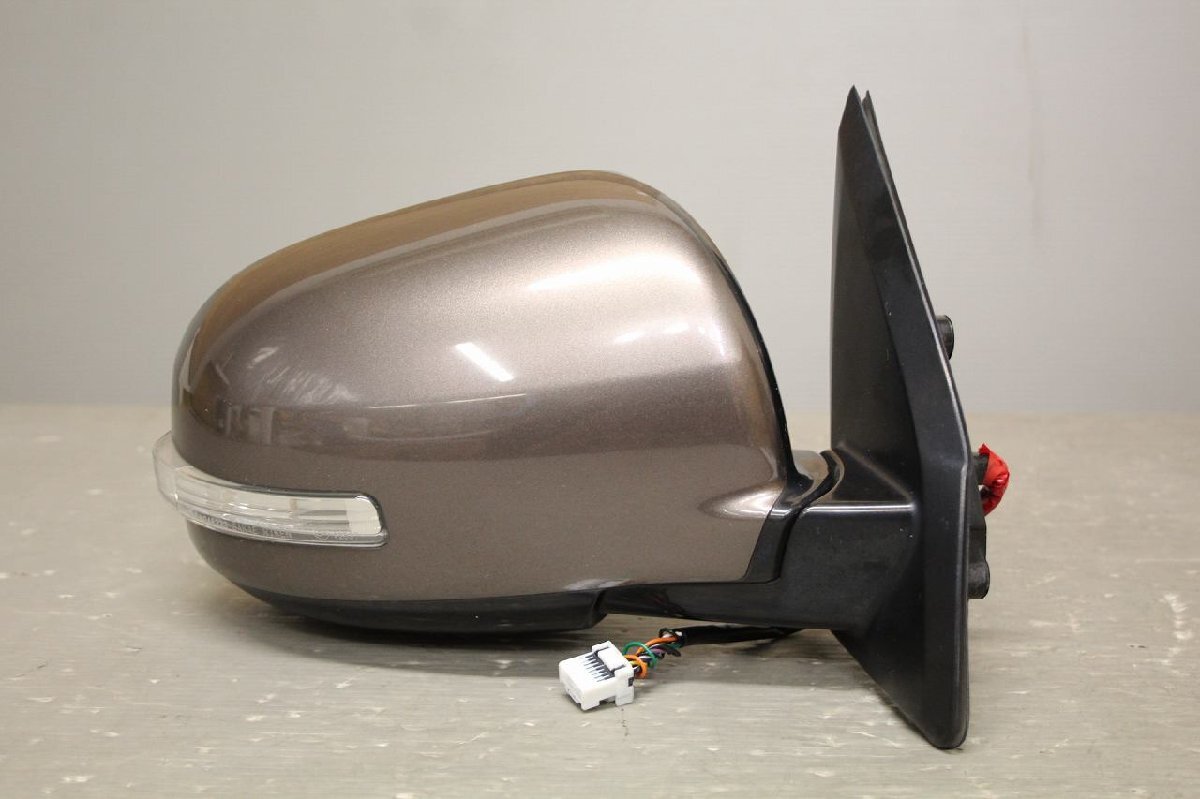 Yahoo!オークション - 三菱 アウトランダー 4WD(CW5W) 右 ドアミラー ...