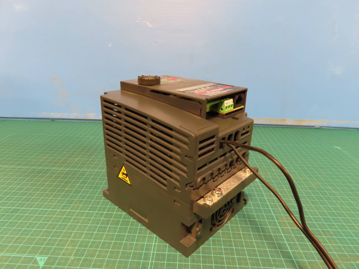 東芝シュネデール・インバータ 多機能・小形インバータ VF-S15シリーズ VFS15-2022PM 通電確認済み（547) :: Yahoo!Auction｜DEJAPAN - Bid ...